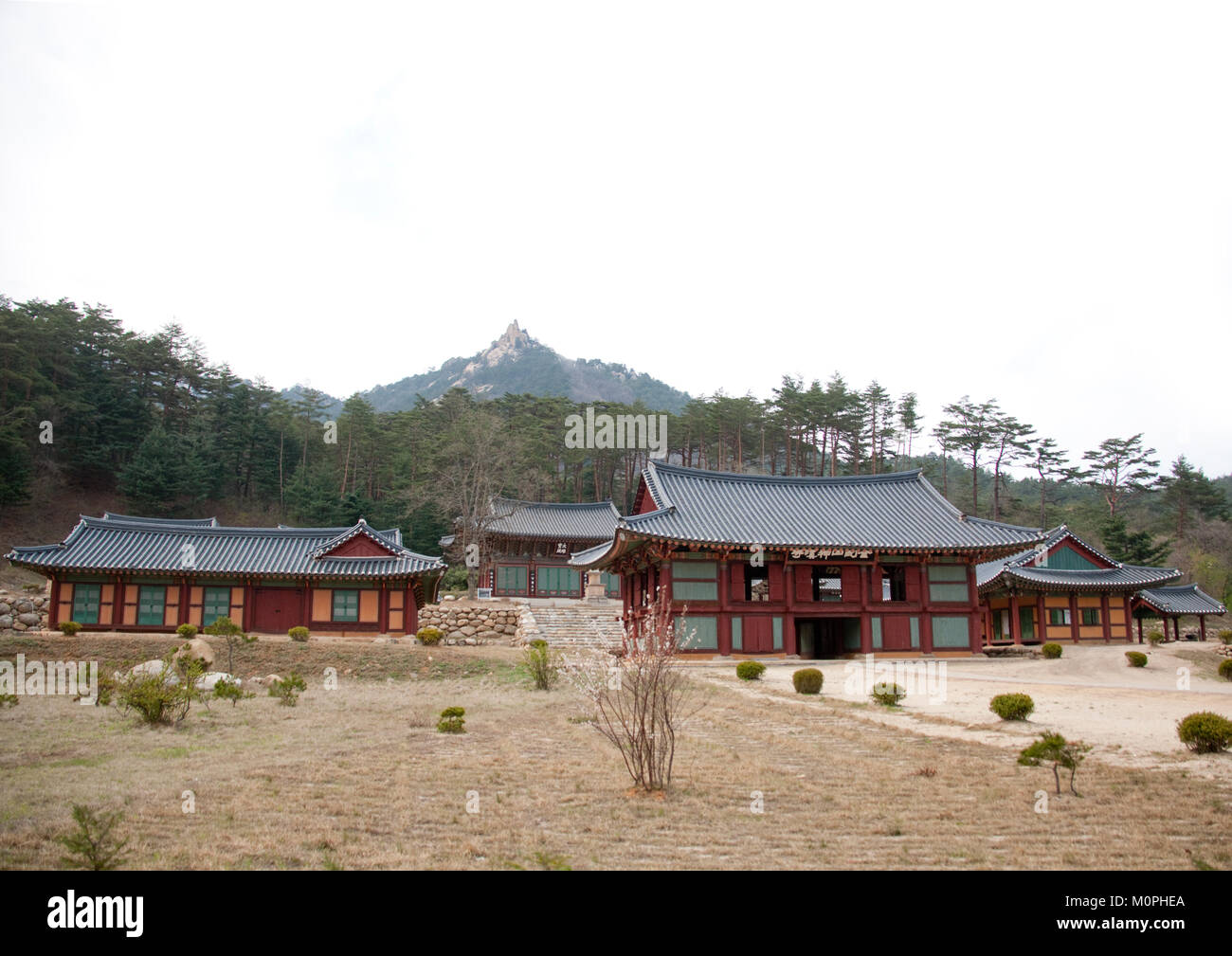 Buddhist temples, Kangwon-do, Mount Kumgang, North Korea Stock Photo ...