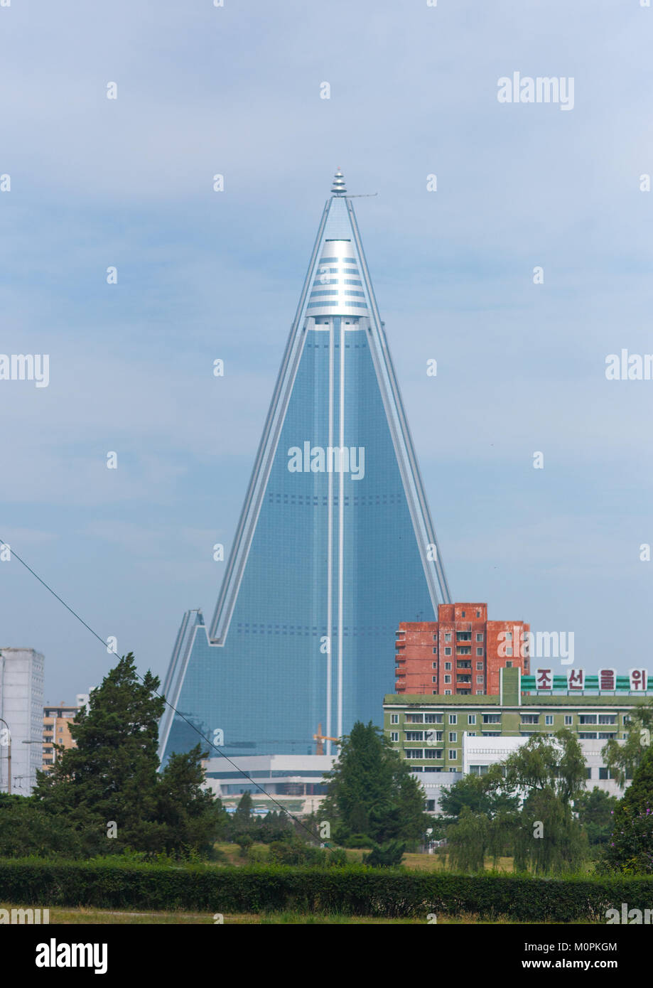 The pyramid-shaped Ryugyong hotel, Pyongan Province, Pyongyang, North ...