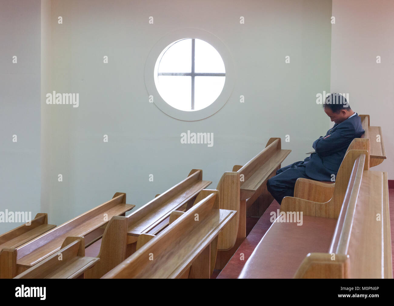 North Korean official sleeping in protestant Bongsu church, Pyongan ...