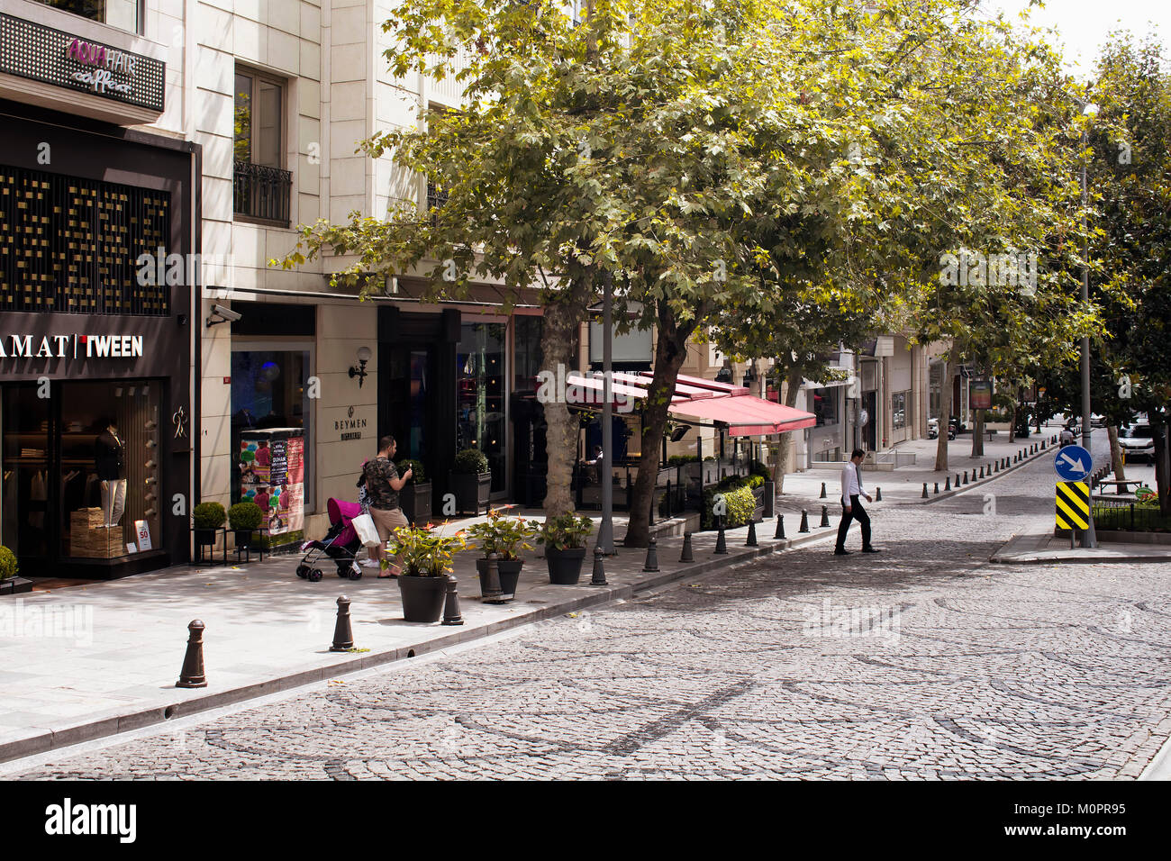 Nisantasi istanbul shopping hi-res stock photography and images - Alamy