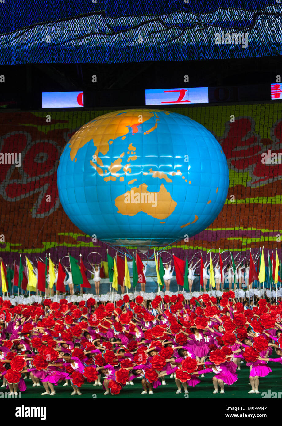 North korean men and women hi-res stock photography and images - Alamy