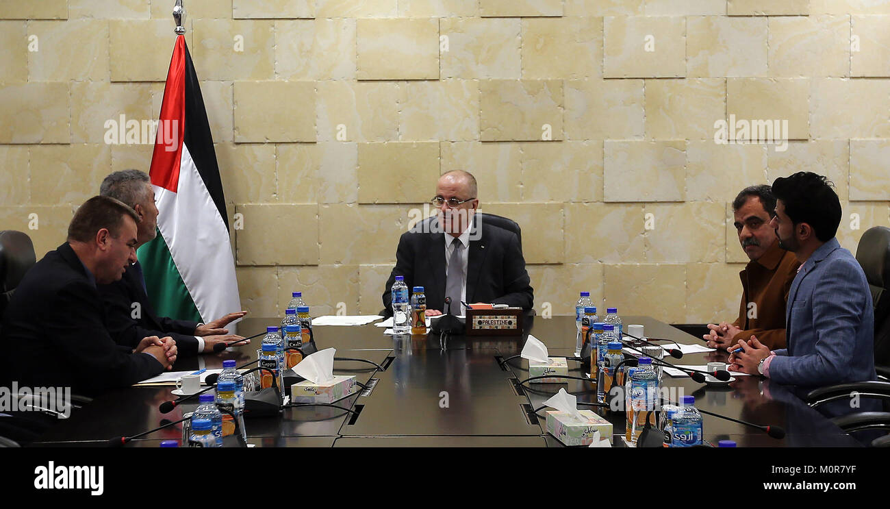 Ramallah, West bank, Palestinian Territory. 24th Jan, 2018. Palestinian ...