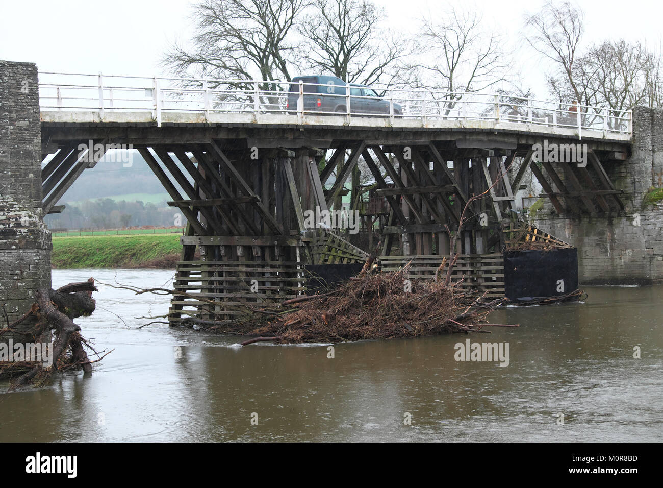 Old toll bridge hi-res stock photography and images - Alamy