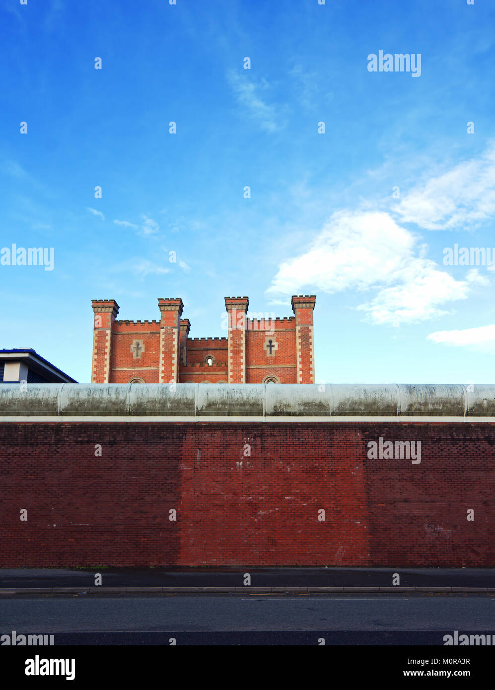 Hmp liverpool hm prison liverpool hi-res stock photography and images ...