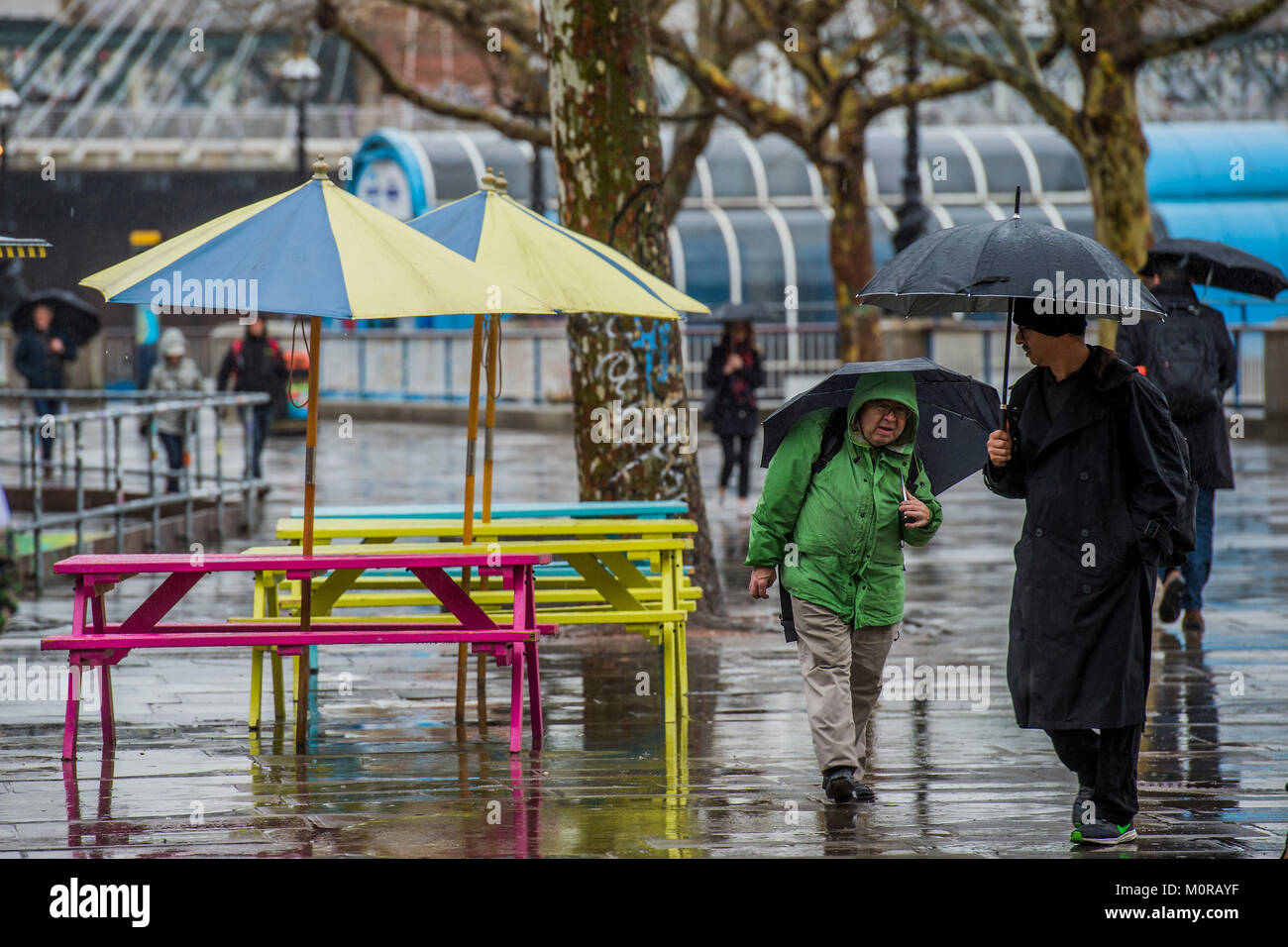 Southbank, London. 24th Jan, 2018. Wet wintry weather makes life ...