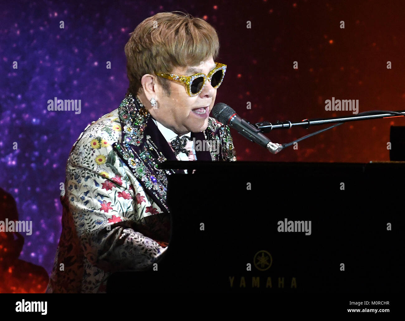 Elton john last tour hi-res stock photography and images - Alamy
