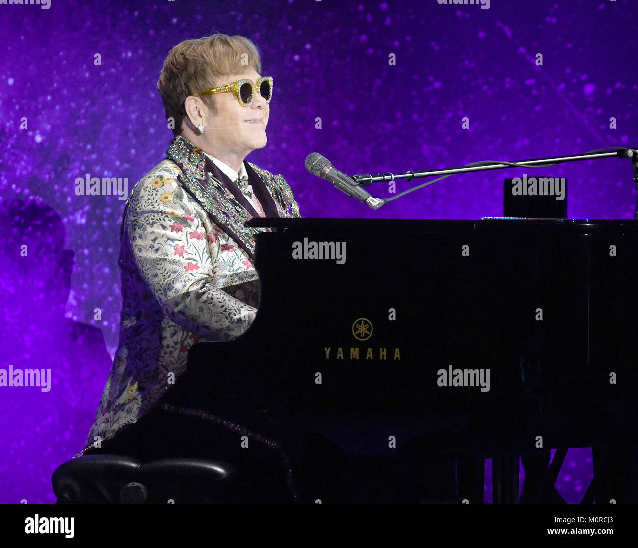 Elton john last tour hi-res stock photography and images - Alamy