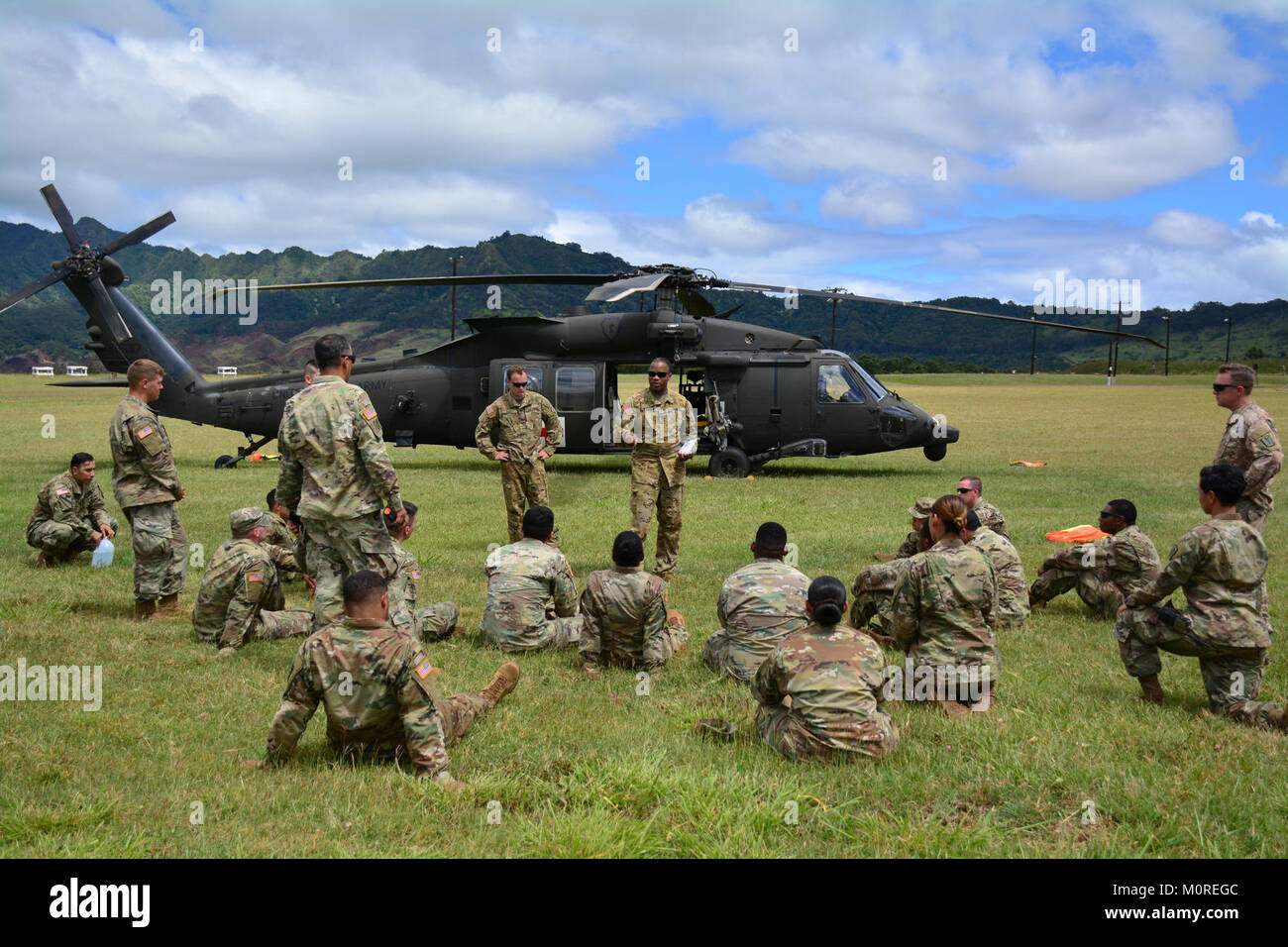 Soldiers from Headquarters and Headquarters Detachment, 500th Military ...