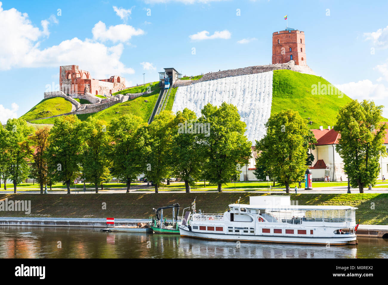 Lithuania, Vilnius, Vilnius Castle with Gediminas tower Stock Photo - Alamy