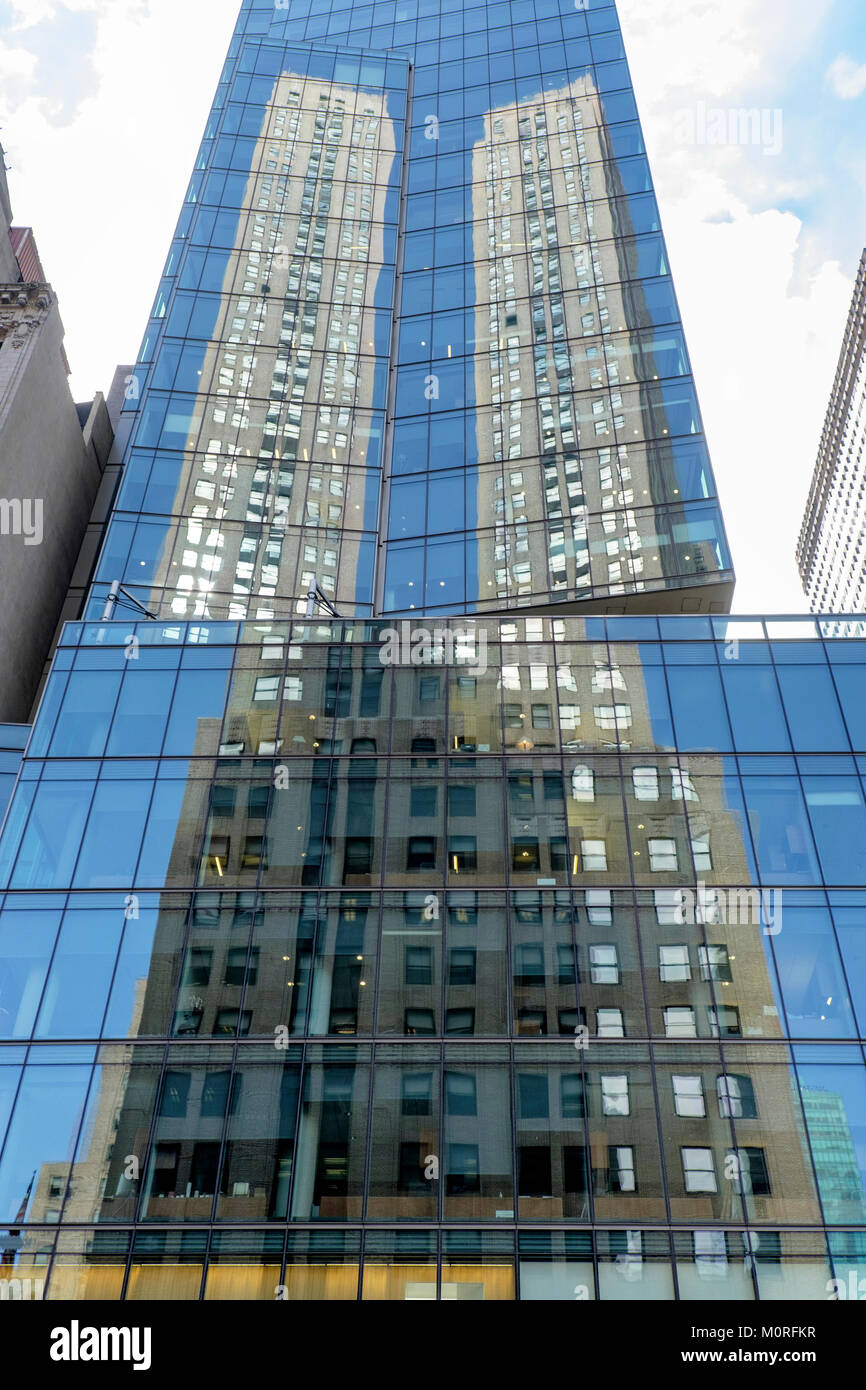USA, New York, High-rise building, Facade with reflection Stock Photo ...