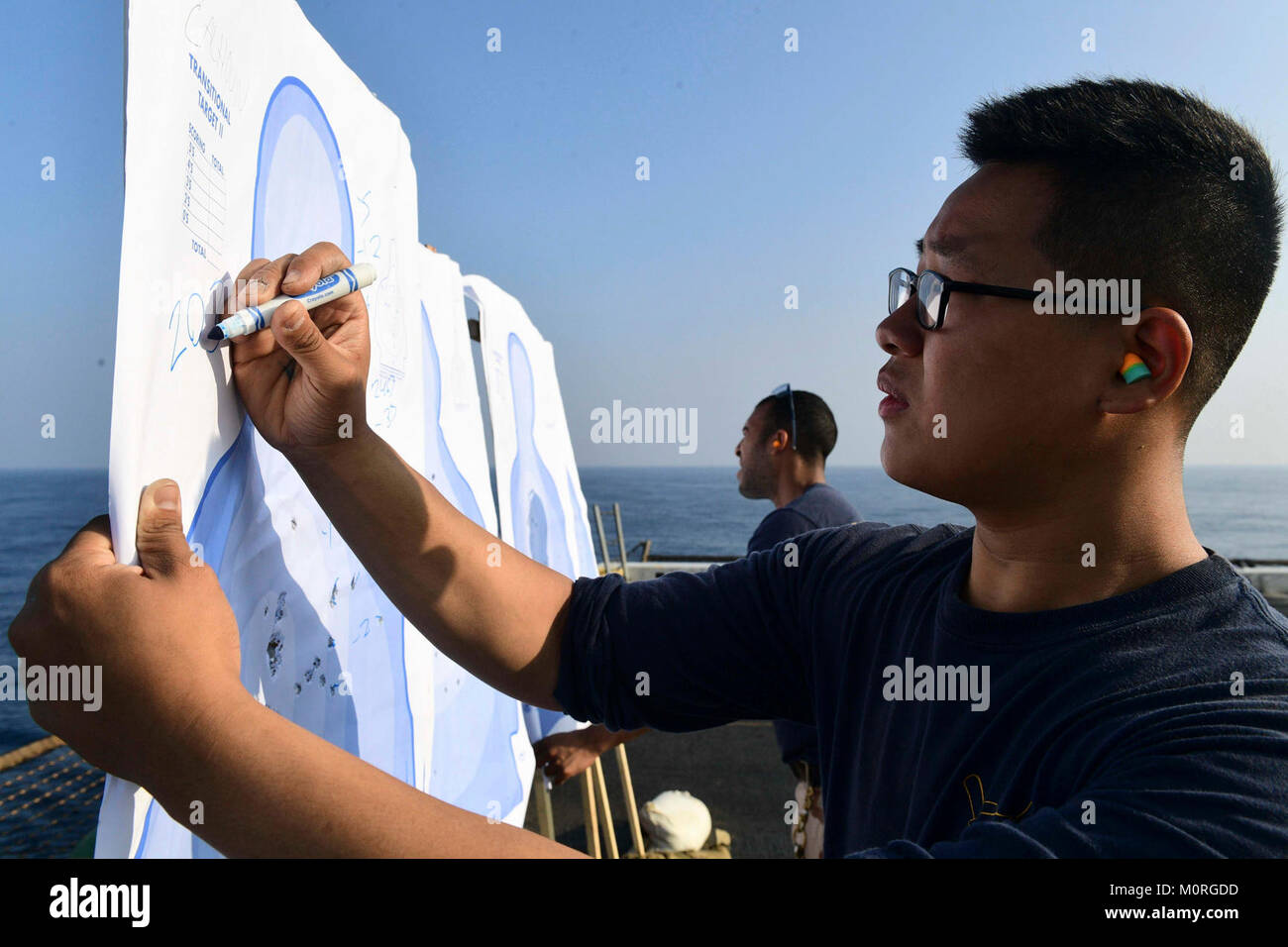 INDIAN OCEAN (Dec. 27, 2017) Gunner’s Mate 3rd Class Jonathan Zheng ...