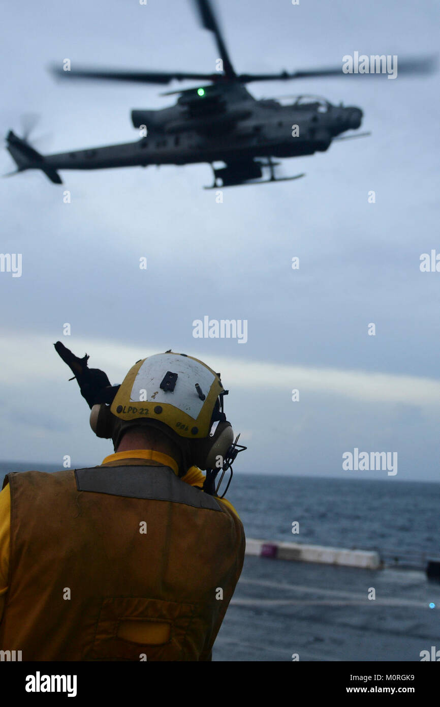 INDIAN OCEAN (Dec. 30, 2017) Aviation Boatswain Mate Handling Airman ...