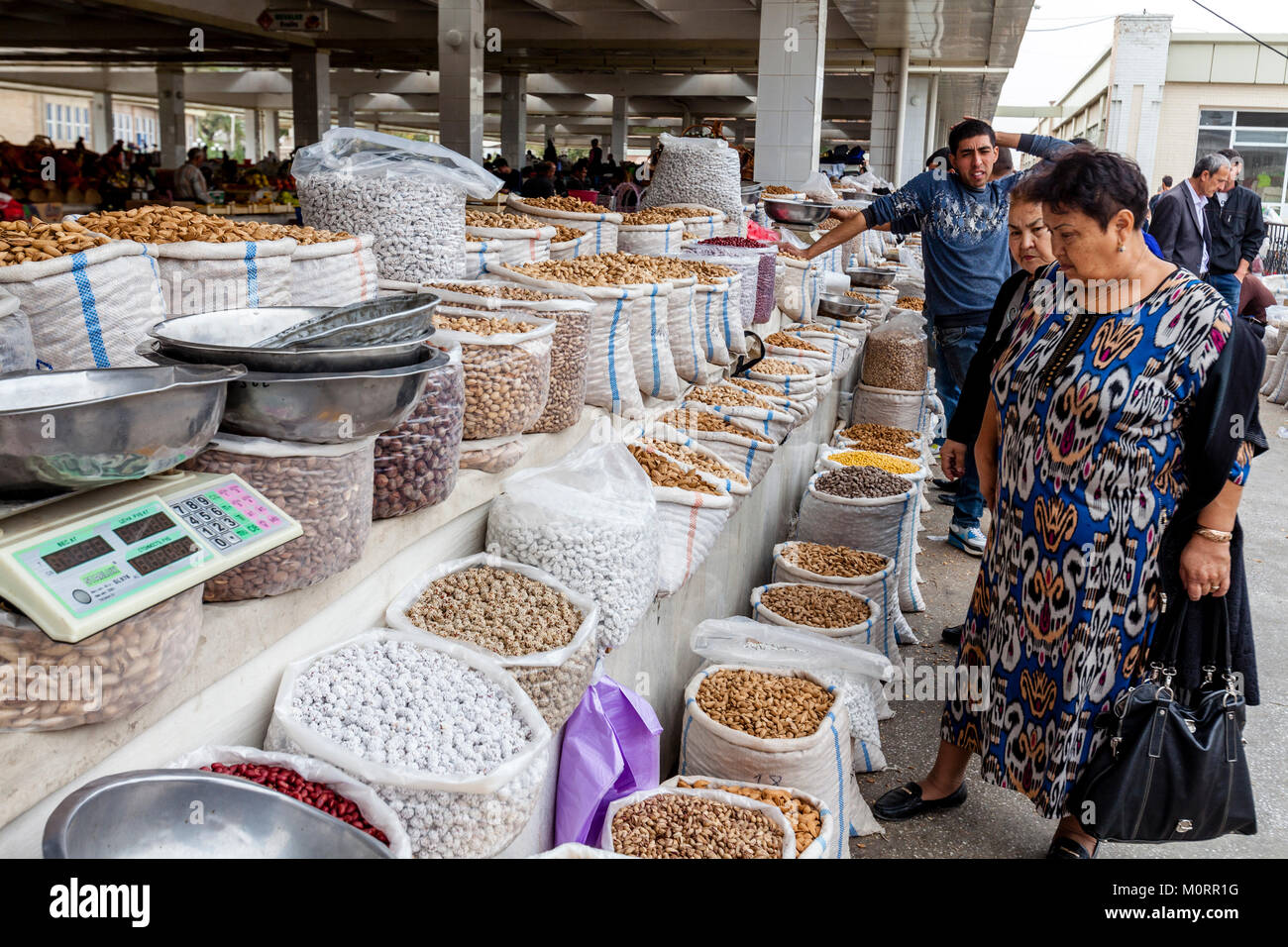 Uzbek People Shopping For Food In The Main Bazaar, Samarkand ...