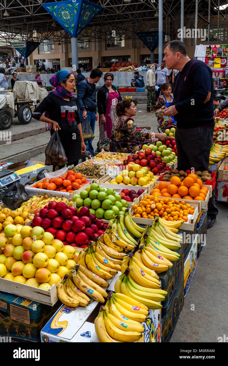 Fruit For Sale At The Main Bazaar, Samarkand, Uzbekistan Stock Photo ...