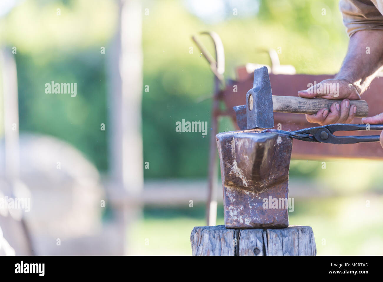 Working the iron hi-res stock photography and images - Alamy