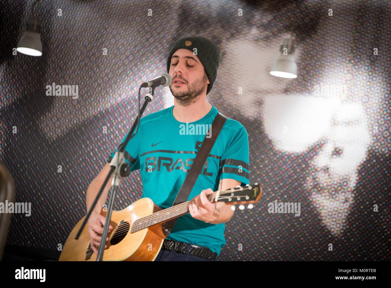 Milano, Italy. 23rd Jan, 2018. The Turin singer-songwriter Alberto ...