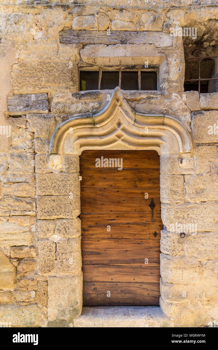 Viens luberon viens provence france hi-res stock photography and images ...