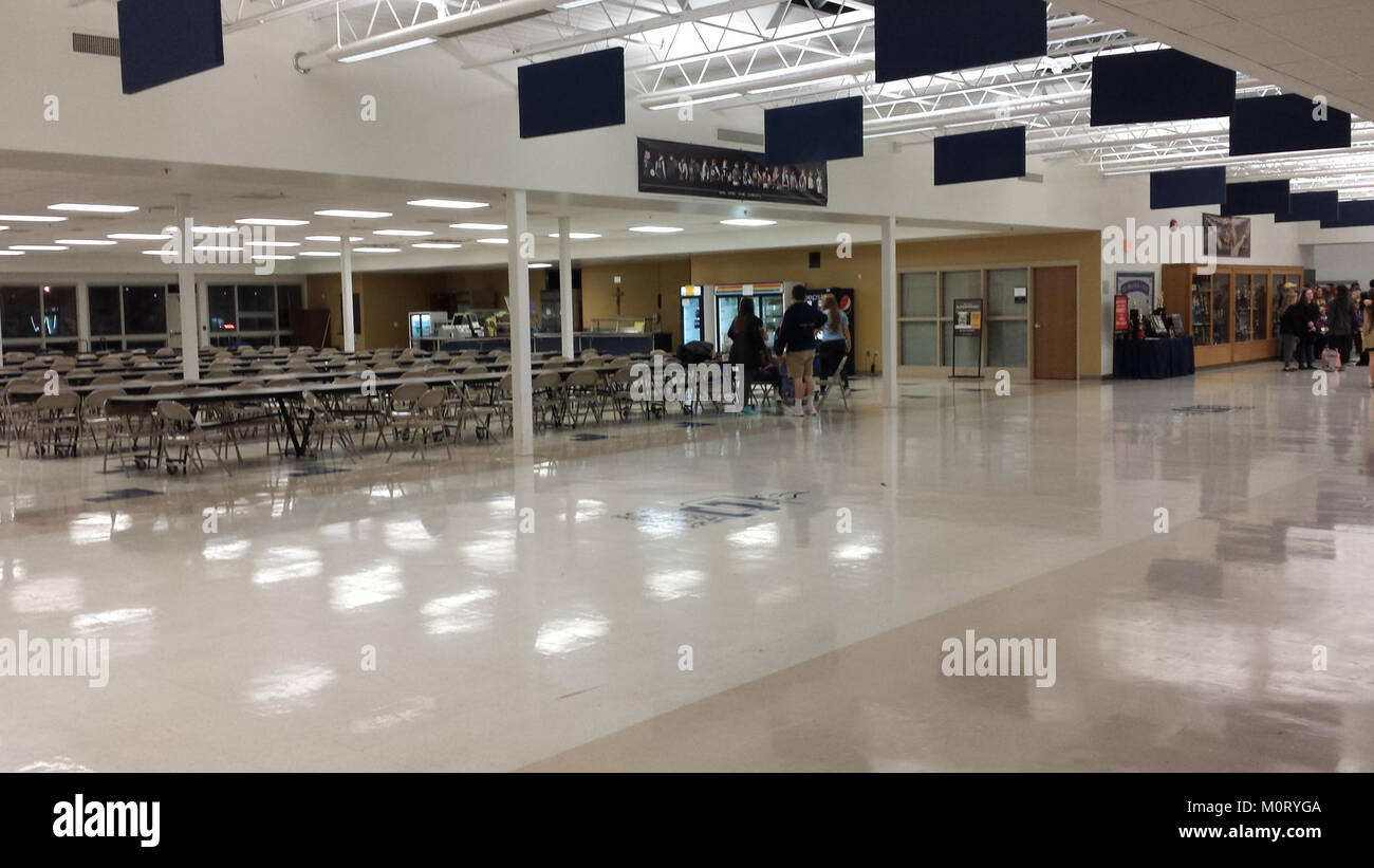 Learning commons high school hi-res stock photography and images - Alamy