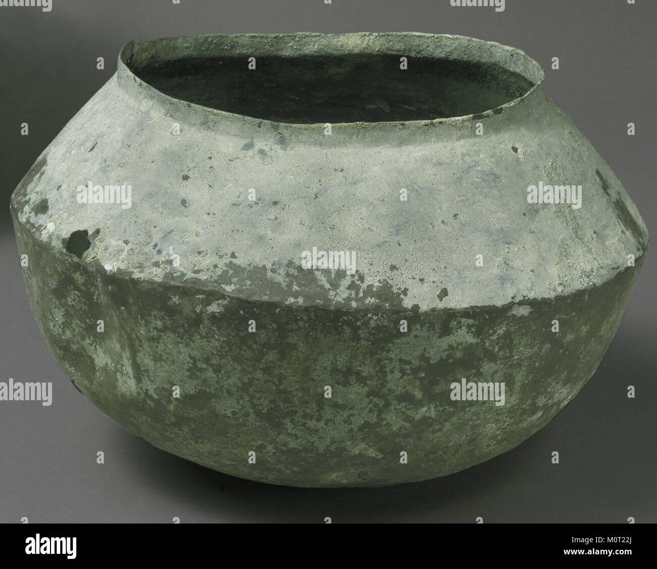 The MET GR682 Cauldron is an ancient artifact, showcasing its ...