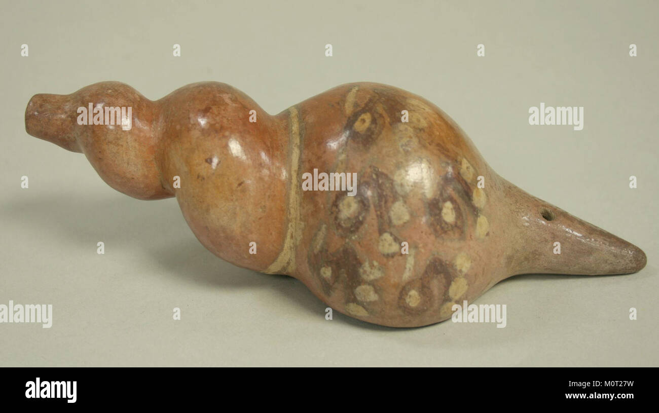 Shaped like a shell hi-res stock photography and images - Alamy