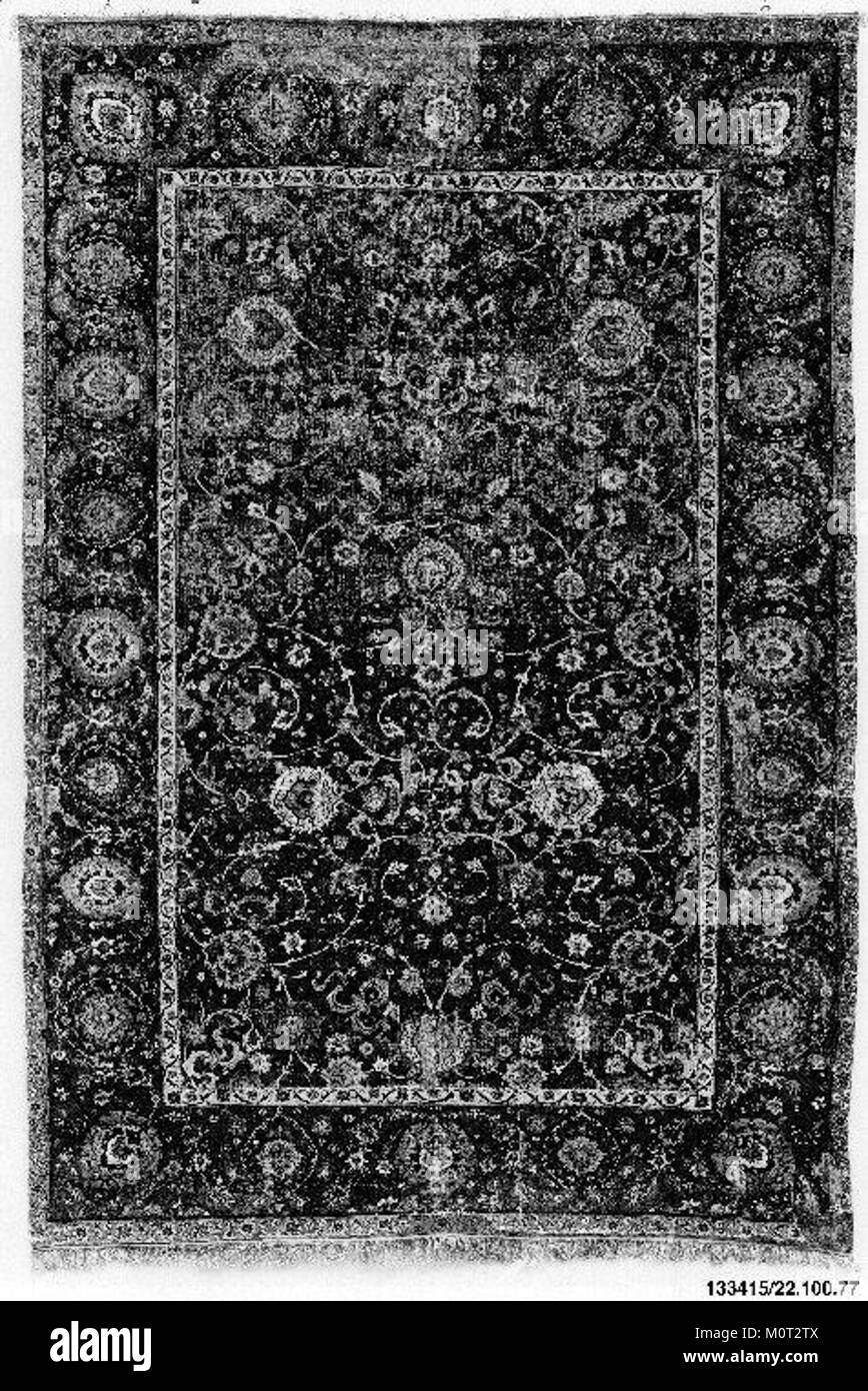 The carpet, housed in the Metropolitan Museum of Art (MET), is a fine ...