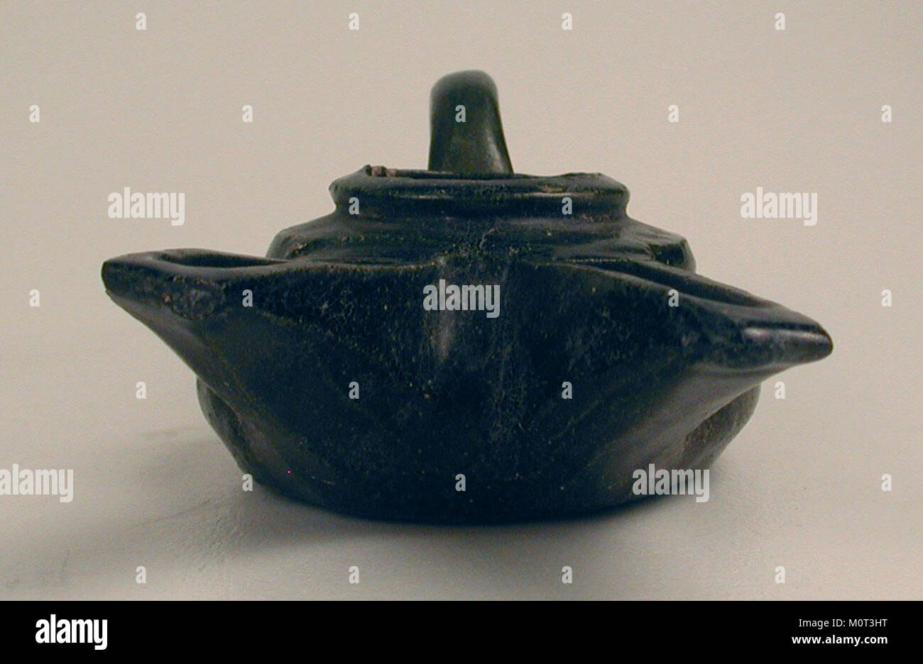 Lamp from ancient times hi-res stock photography and images - Alamy