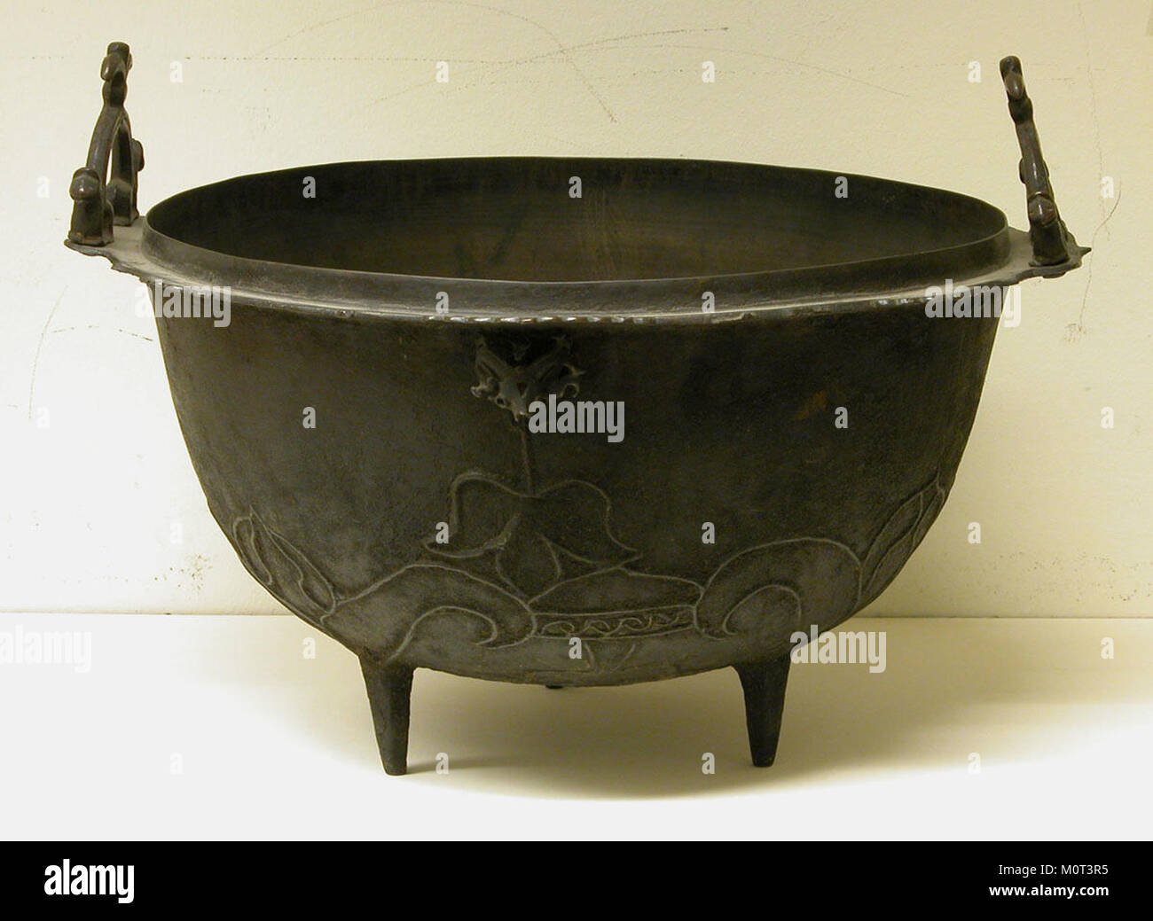 The cauldron, cataloged as MET sf57-51-15, is part of the collection at ...