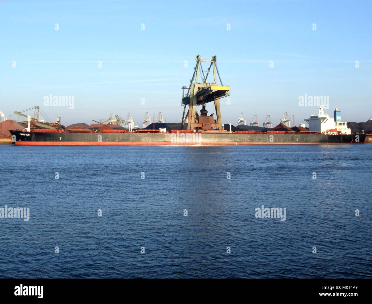 Cape Sun IMO 9174725 p3, Mississippi harbour, Port of Rotterdam ...