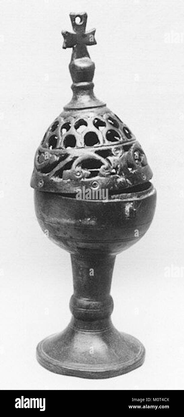 A censer from the Metropolitan Museum of Art, a ceremonial vessel used ...