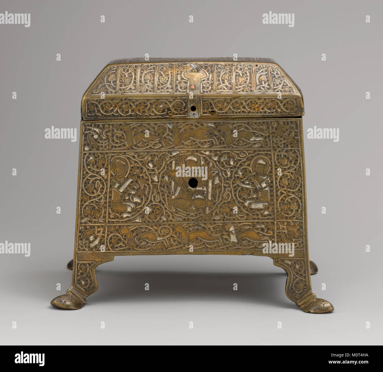 This casket, housed at the Metropolitan Museum of Art, features ...
