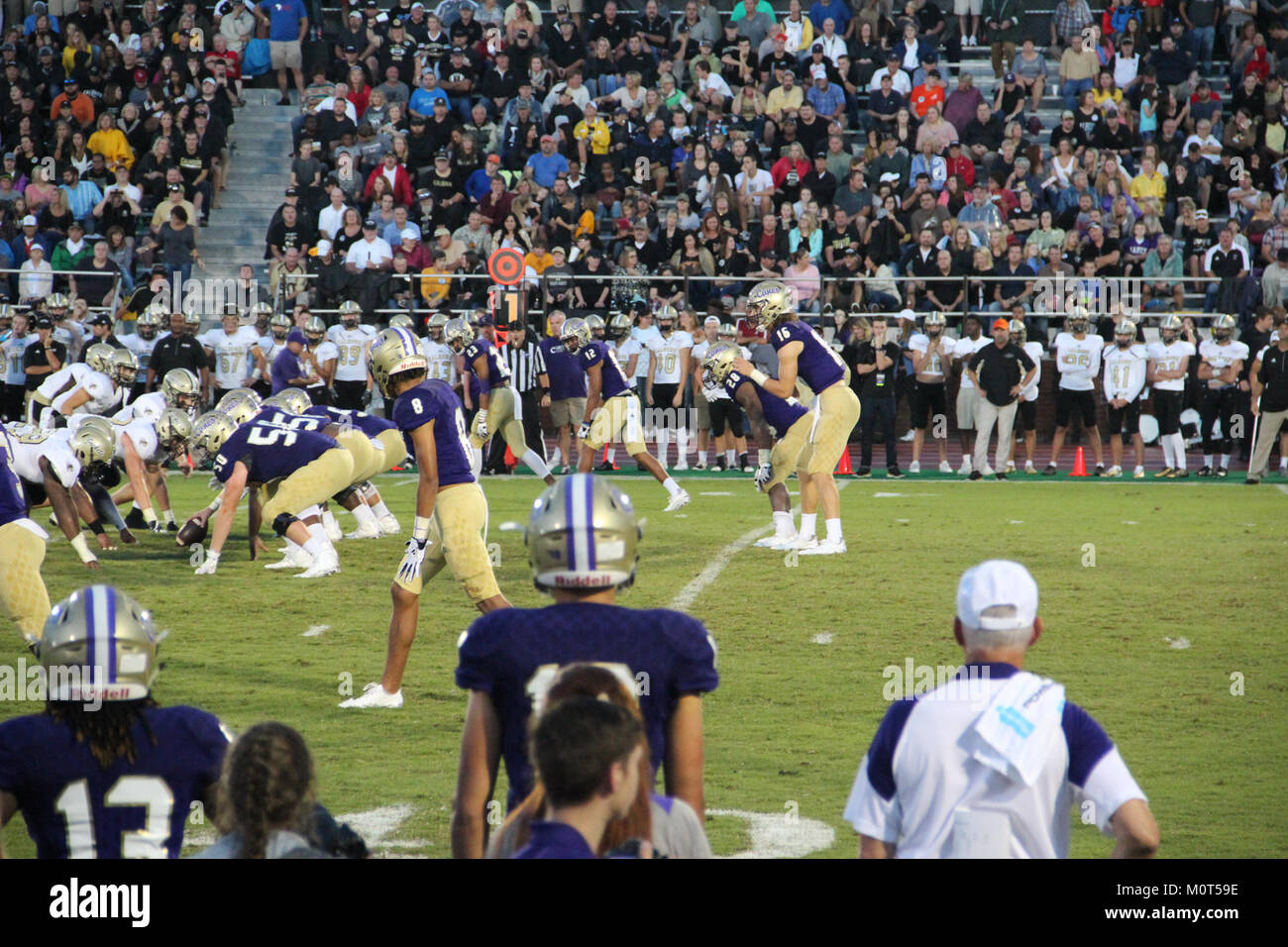 This image depicts the high school football game between Cartersville ...