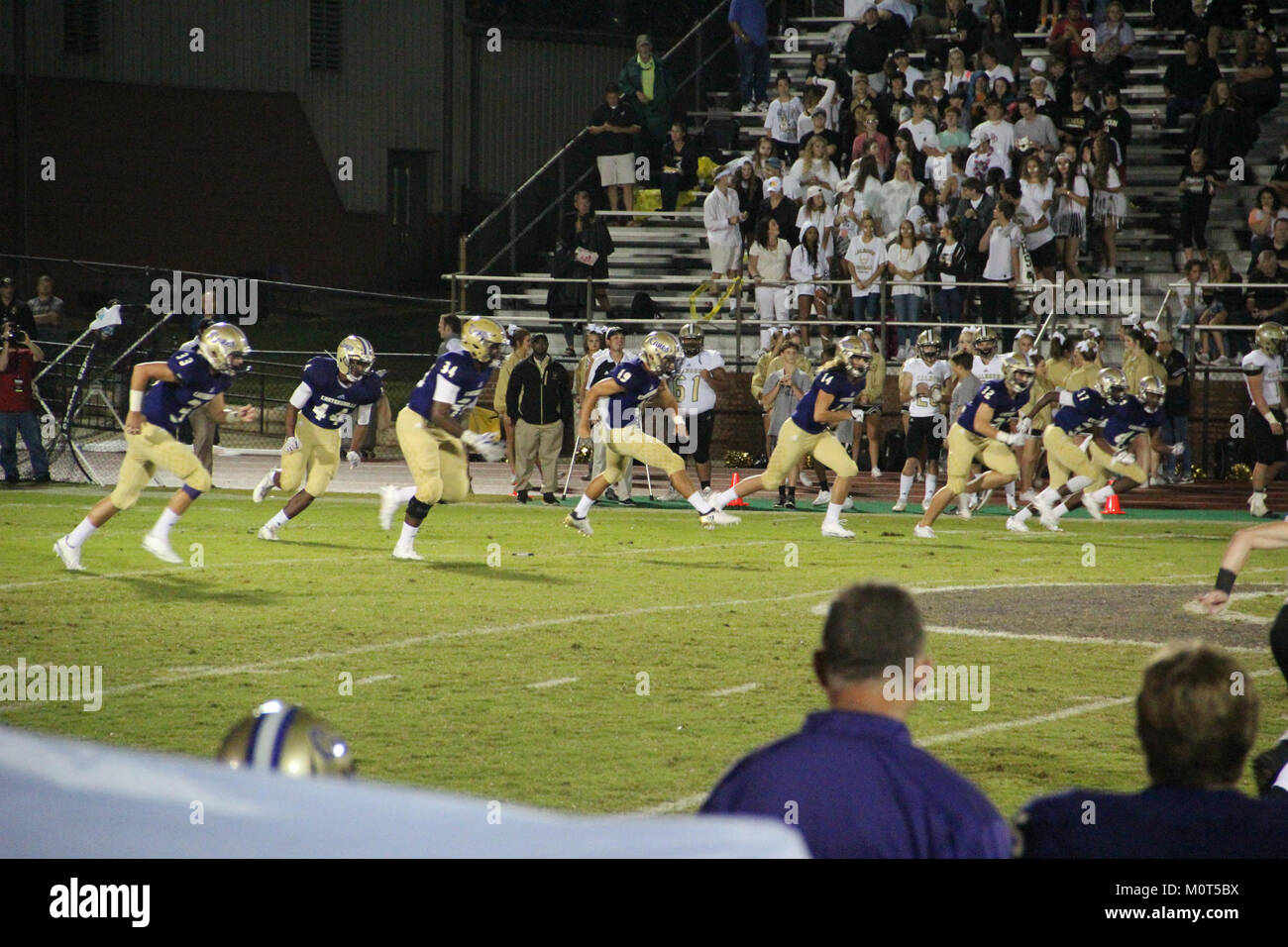 The 2017 football game between Cartersville High School and Calhoun ...