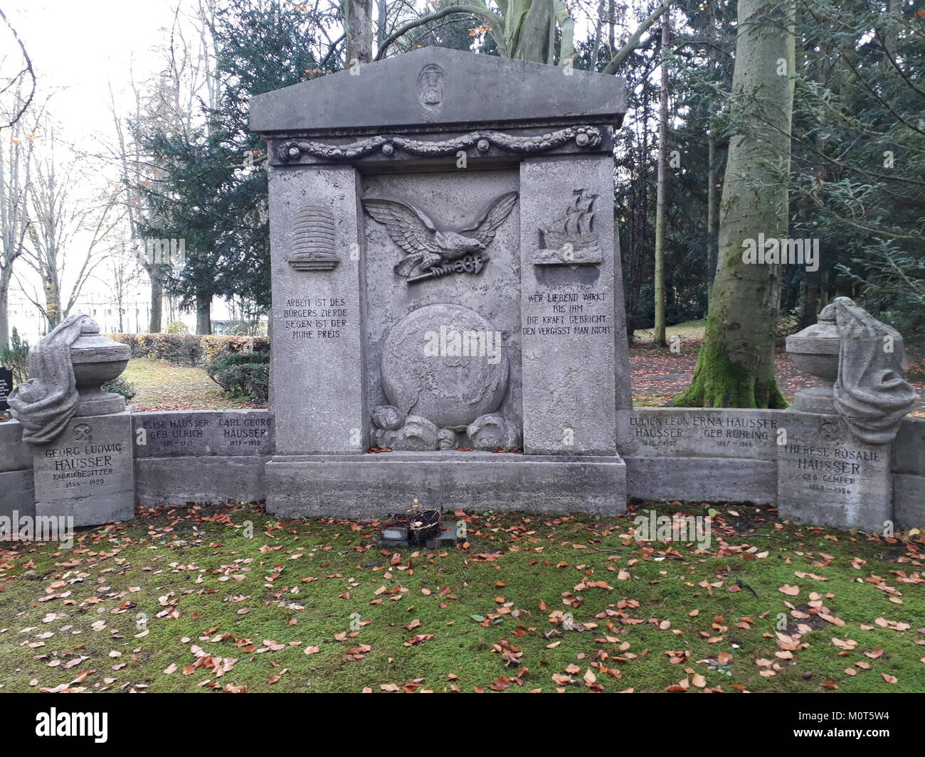 Cemetery Apolda 12 is likely a historical cemetery site in Apolda ...