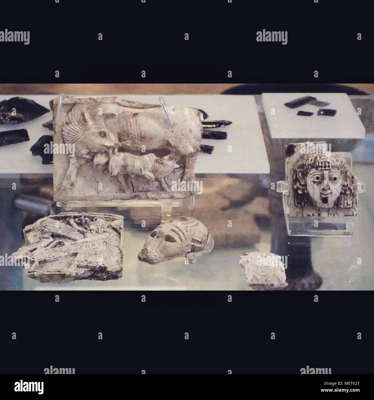 Carved ivory objects from ancient Iraq (20261428503 Stock Photo - Alamy
