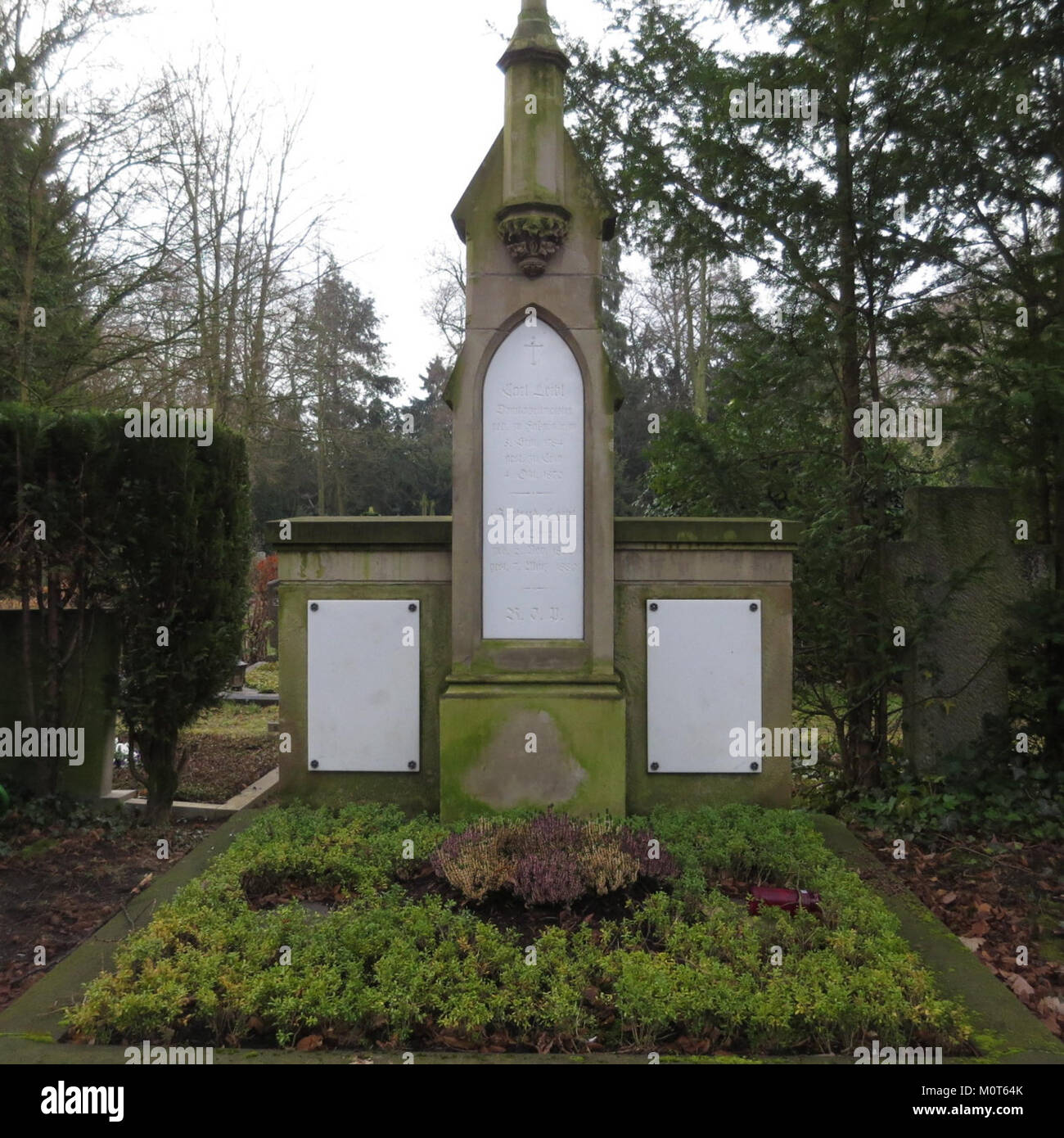 Burial on field honor hi-res stock photography and images - Alamy