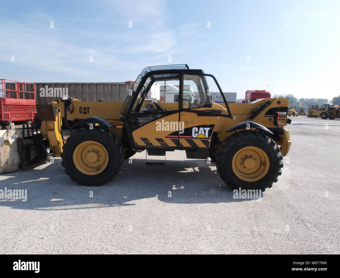 Caterpillar TH360B p2 Stock Photo - Alamy