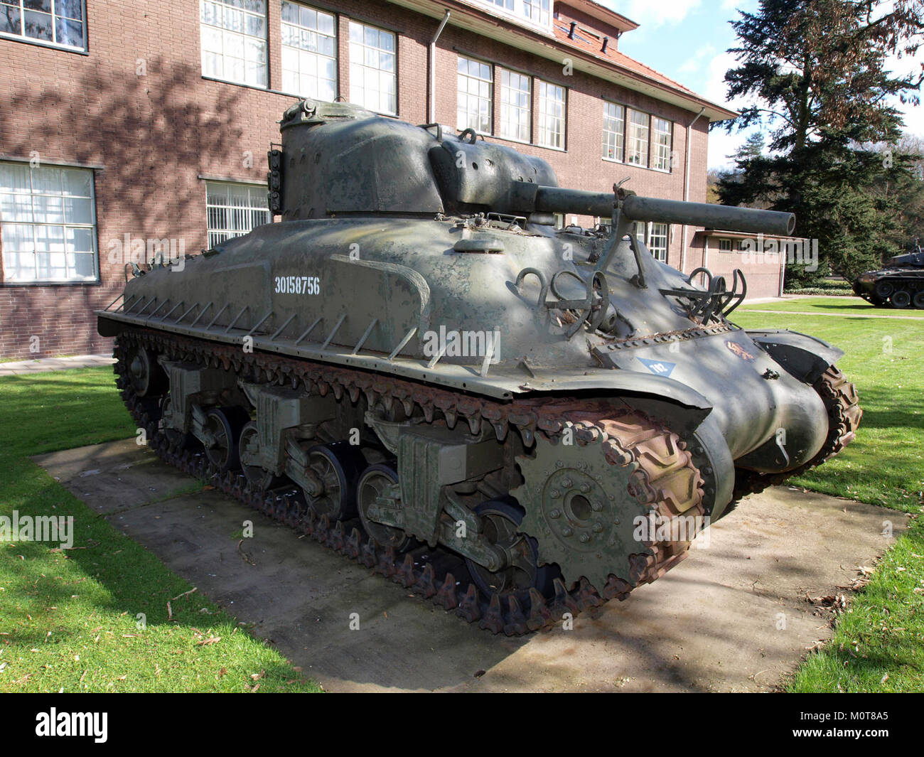 The Sherman tank displayed at the Cavalerie Museumdag 2010 is a notable ...