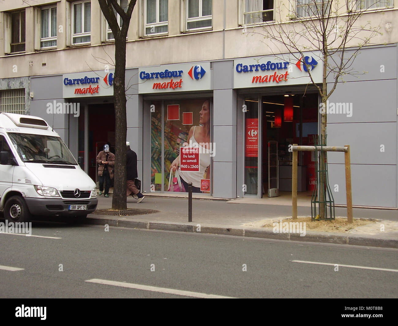 Carrefour market supermarkets hi-res stock photography and images - Alamy