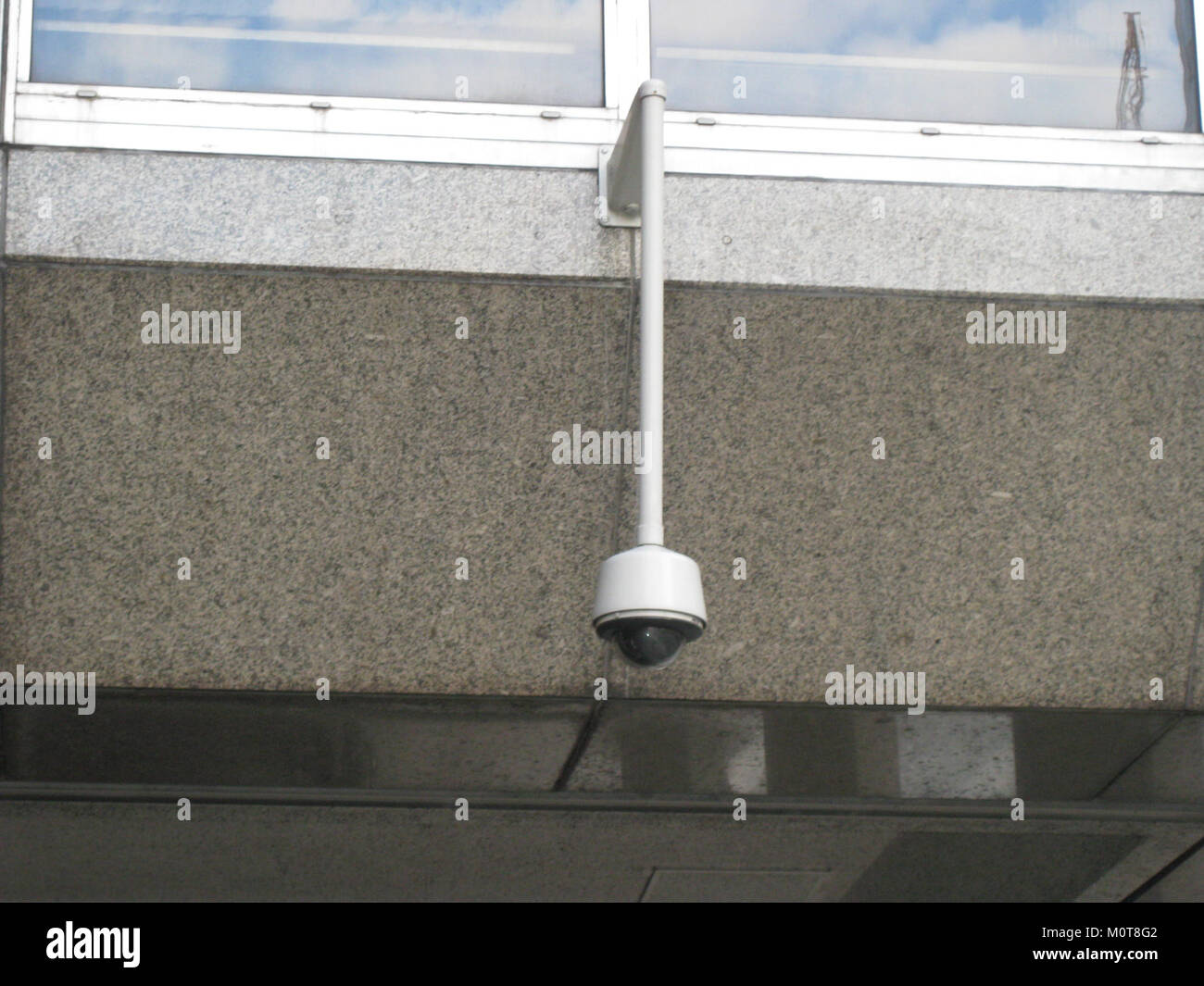 Image depicting the use of CCTV cameras in London, highlighting urban ...