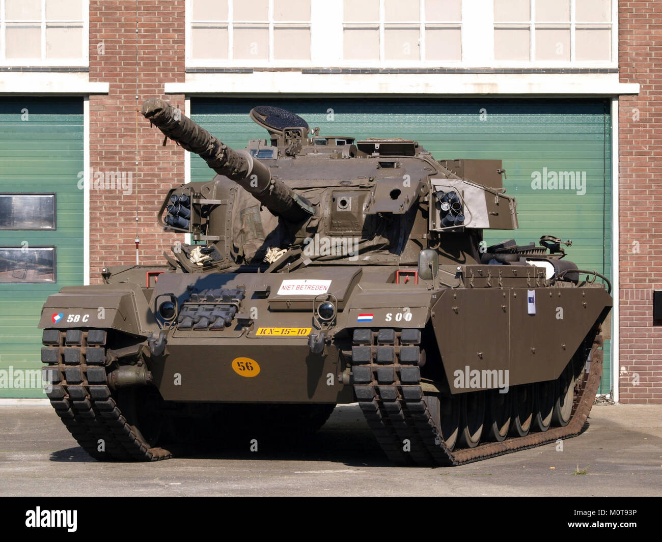 Centurion 58C S00, a Centurion Mark 5/2 tank of the Royal Dutch Army ...