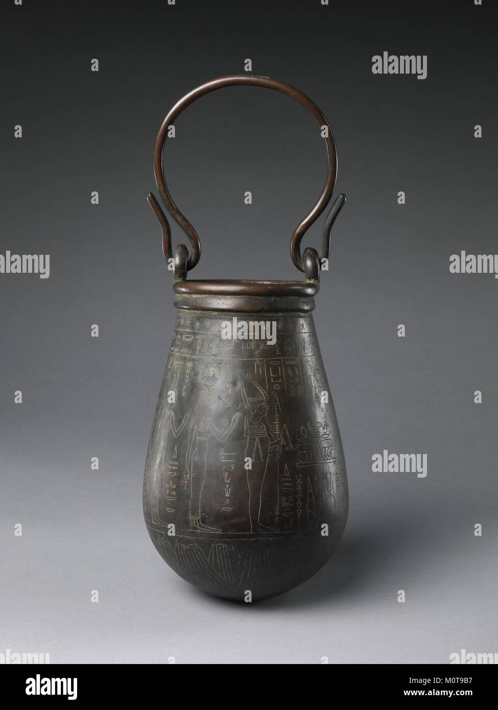 Osiris isis hi-res stock photography and images - Alamy