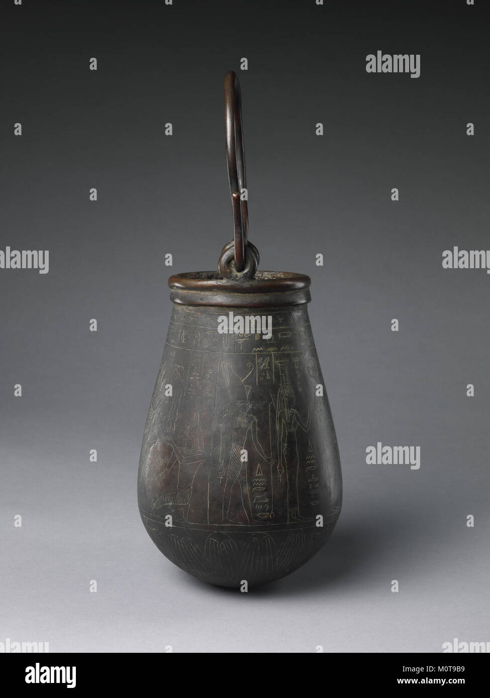 Osiris isis hi-res stock photography and images - Alamy