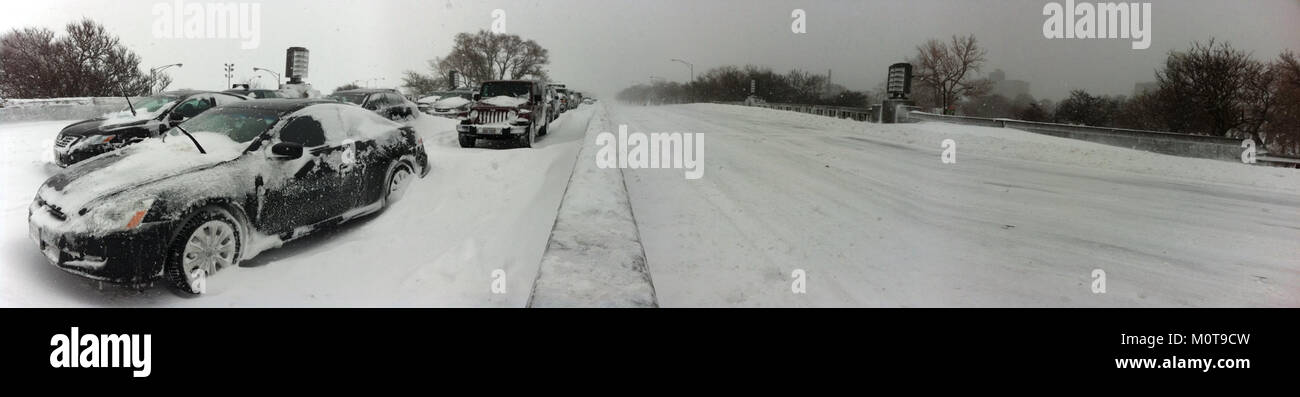 Vintage lake shore drive hi-res stock photography and images - Alamy