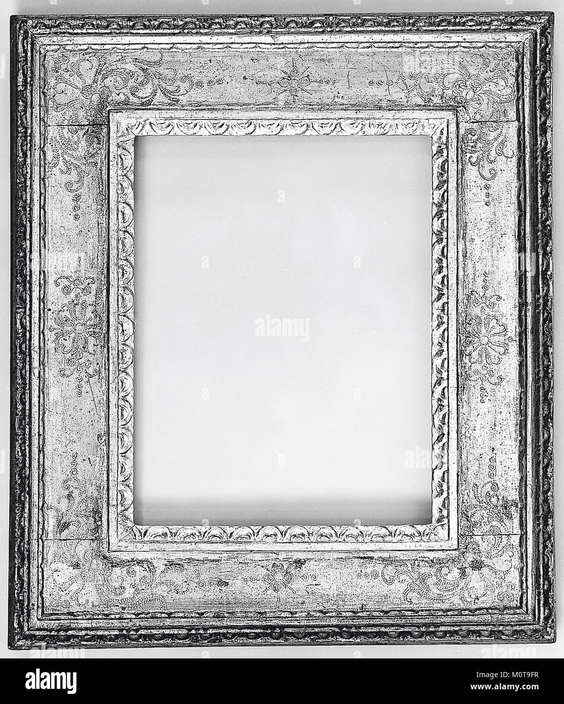 This image showcases a Cassetta frame, part of the MET collection. The ...
