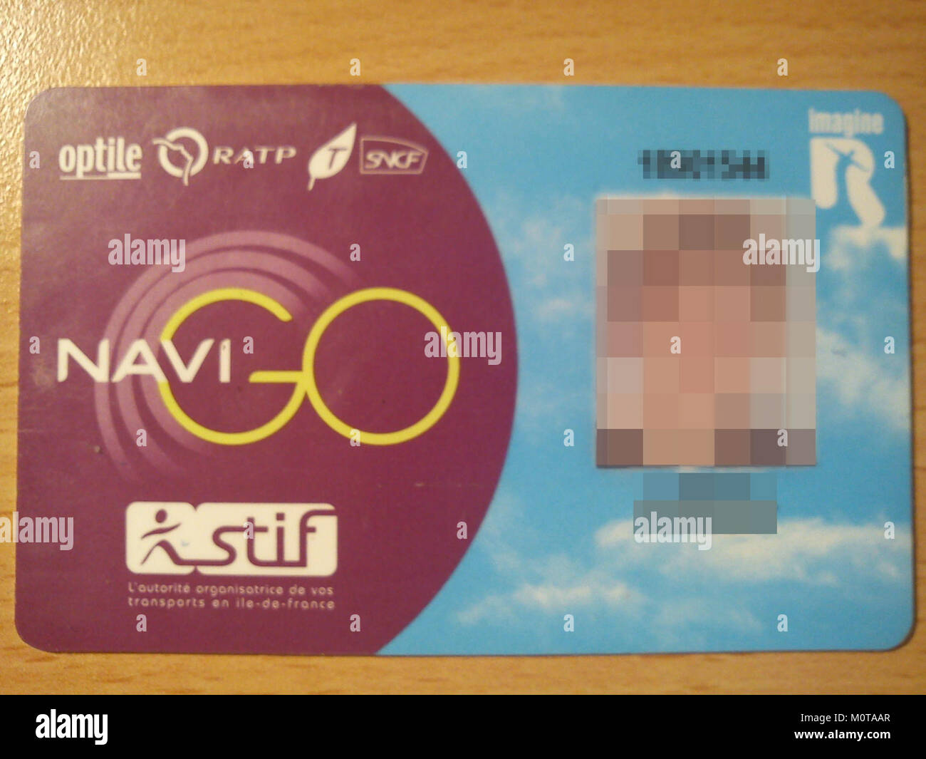 Carte imagine'R refers to a collection of images or postcards from a ...