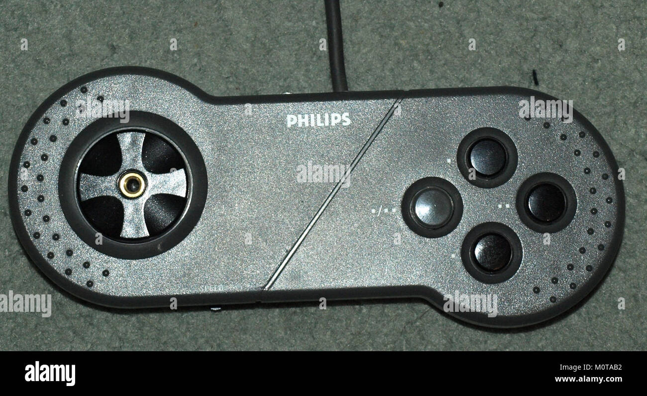 Console 1990s hi-res stock photography and images - Alamy