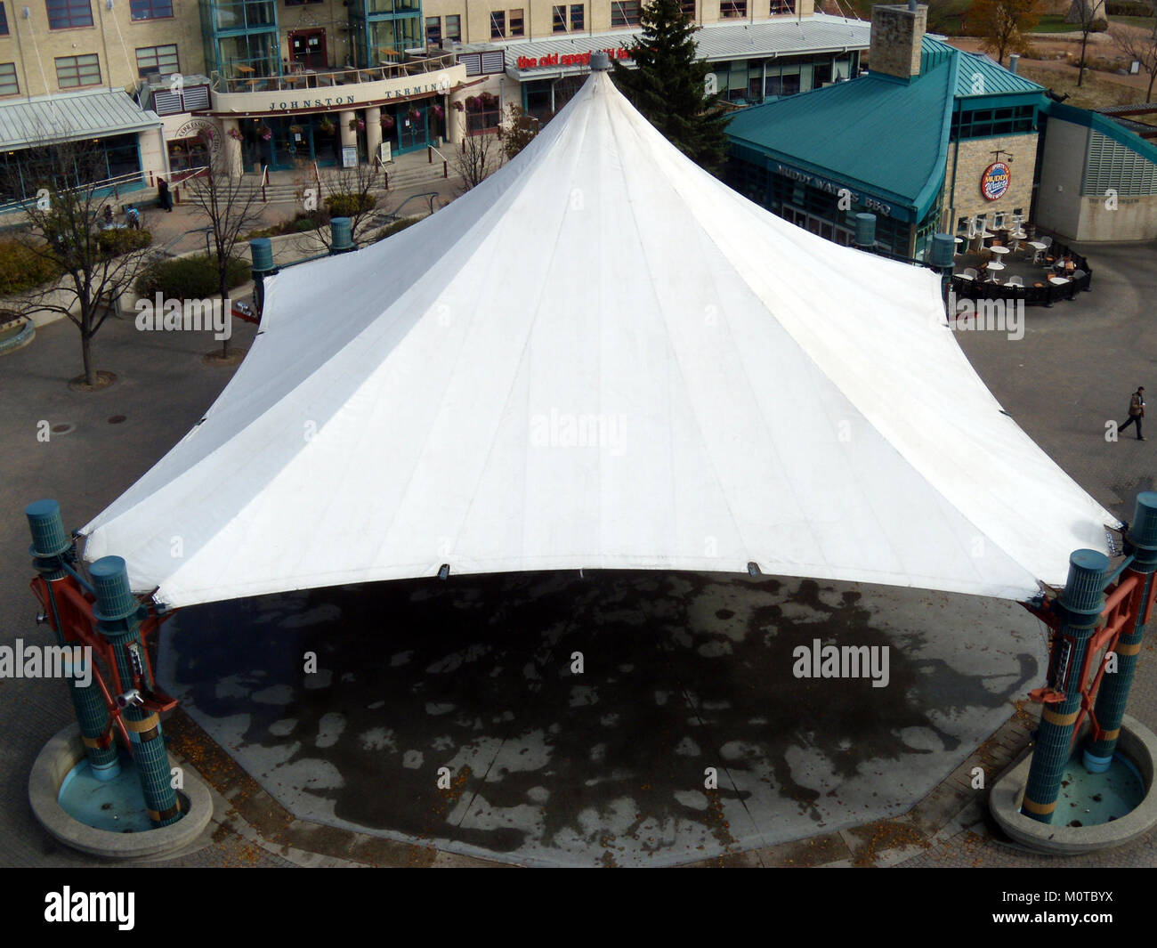 Distinctive canopy hi-res stock photography and images - Alamy