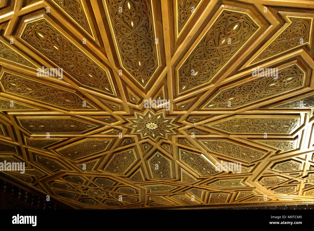 Islamic arts museum damascus room hi-res stock photography and images ...
