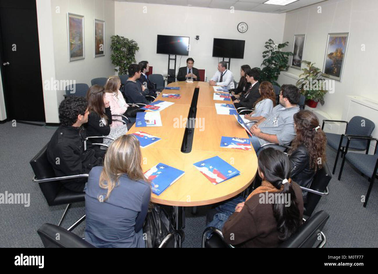 The visit to the U.S. Embassy by Ceduca, an organization focused on ...