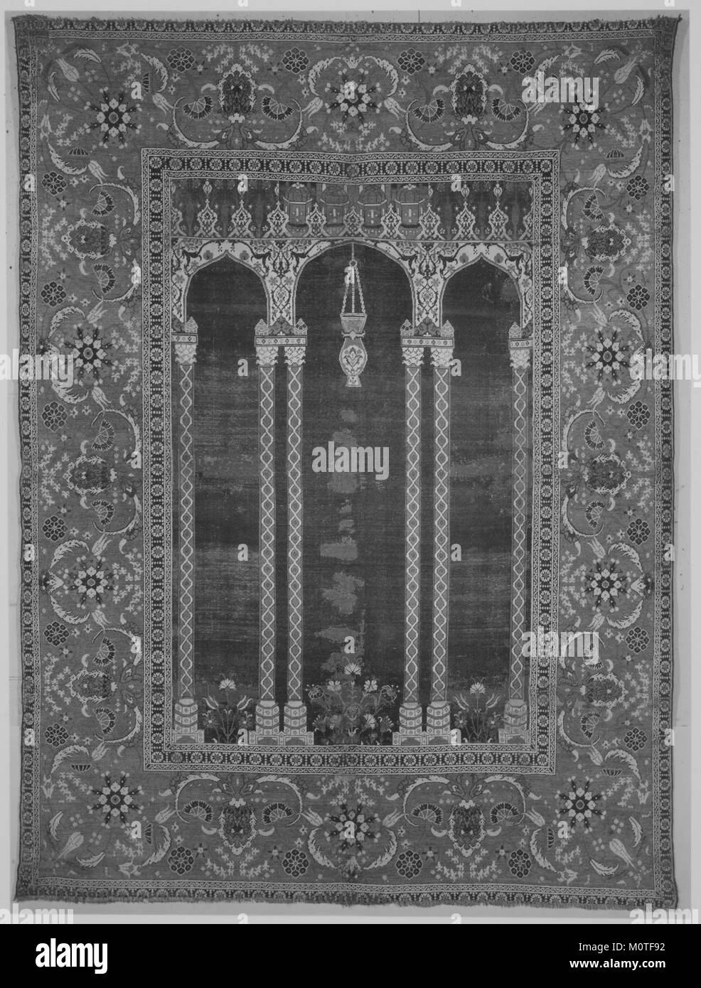 Triple arch design hi-res stock photography and images - Alamy